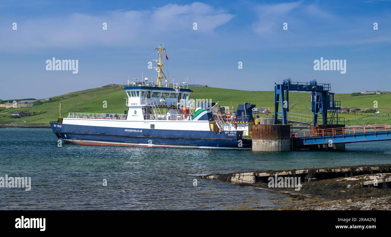 Orkney ferries hi-res stock photography and images - Alamy