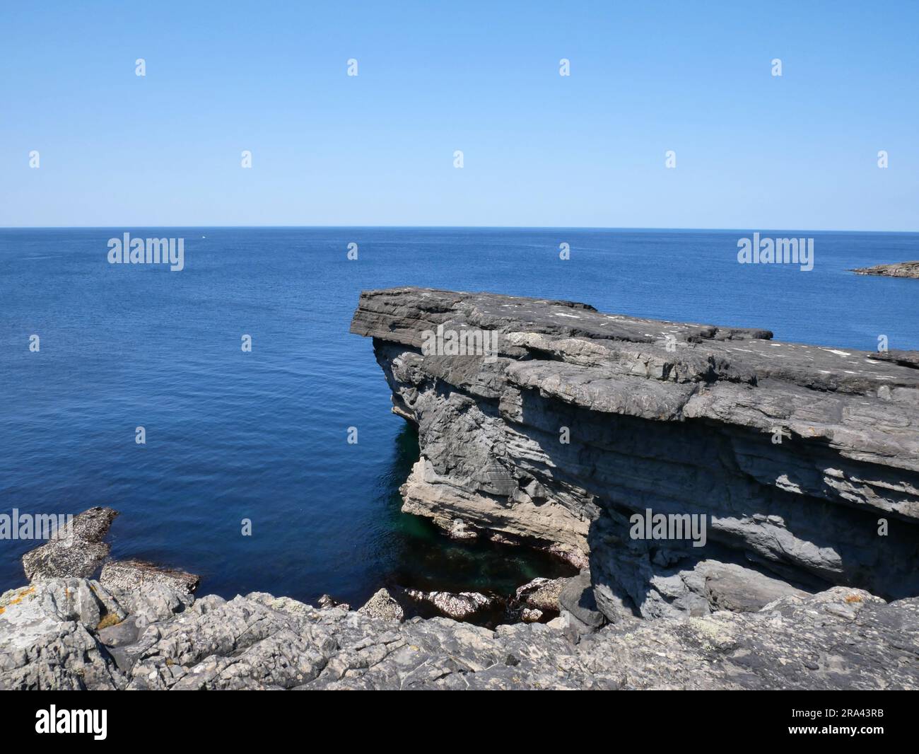 Cliffs and Atlantic ocean, rocks canyon and laguna, beauty in nature ...