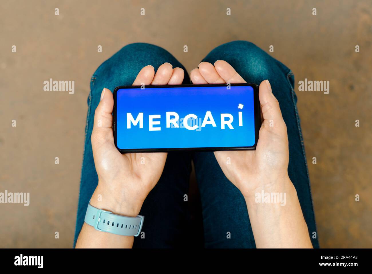 Mercari logo hi-res stock photography and images - Alamy