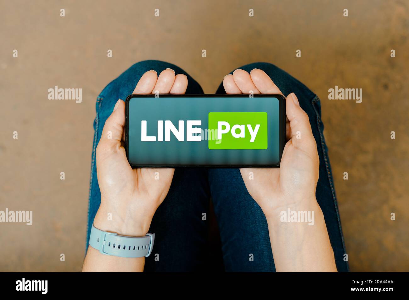 Line pay logo hi-res stock photography and images - Alamy