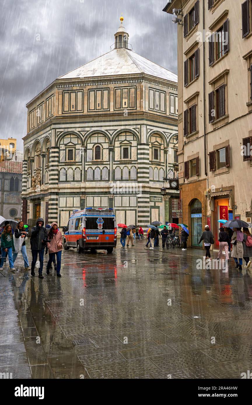 Rainy day in piazza del Duomo in the city center of Florence, Italy ...