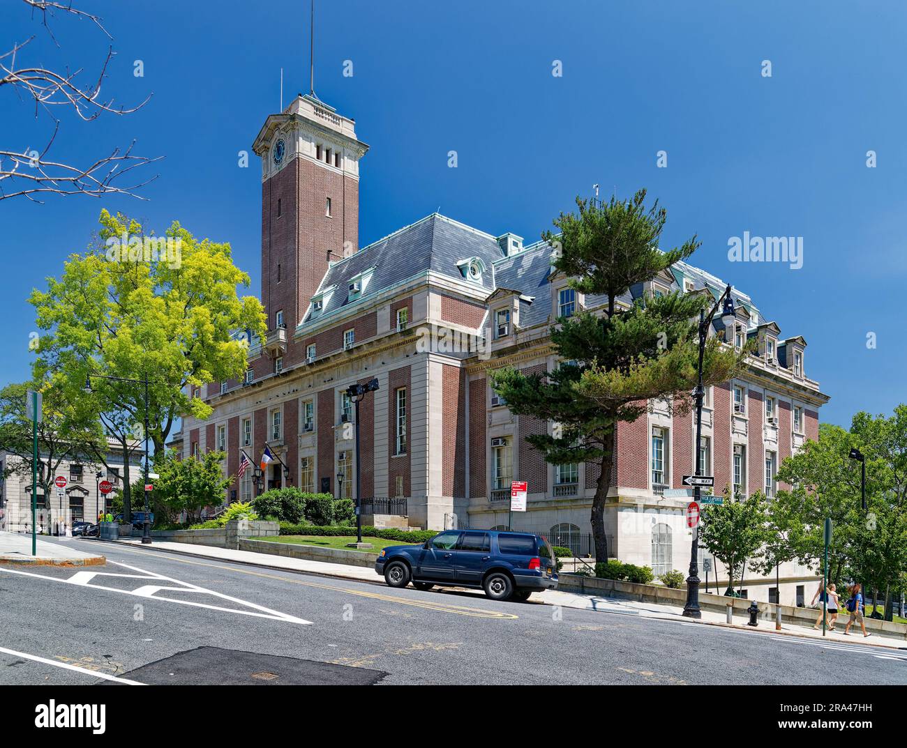 Staten Island Borough Hall was built in 1906 on a hill overlooking NY ...