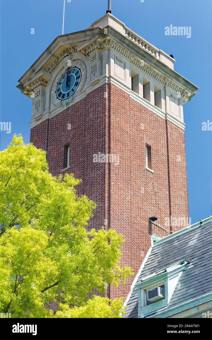 Staten Island Borough Hall was built in 1906 on a hill overlooking NY ...
