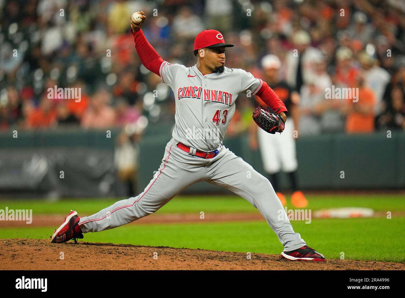 Cincinnati Reds relief pitcher Alexis Diaz throws a pitch in the ninth ...