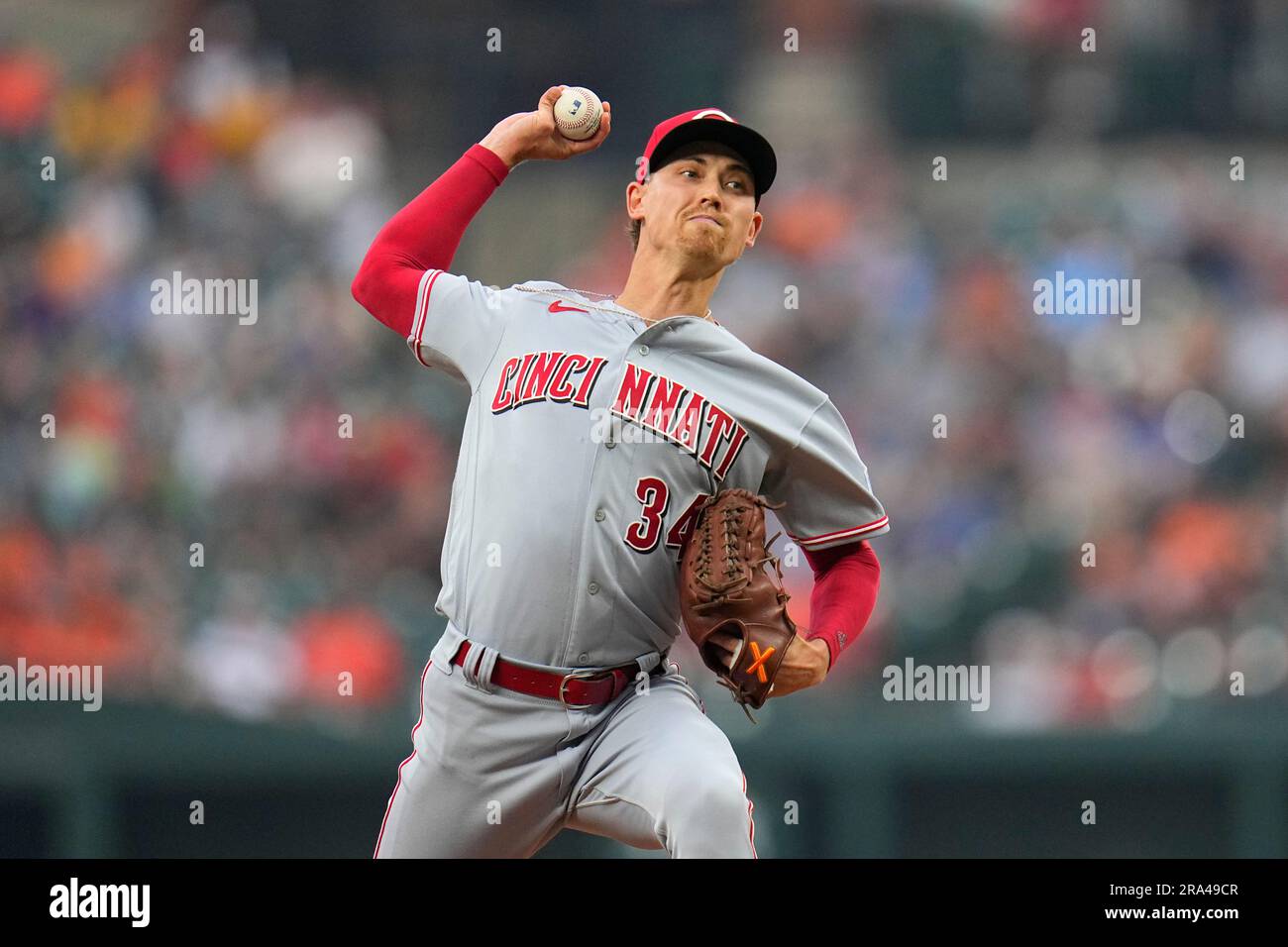 Cincinnati Reds starting pitcher Luke Weaver throws a pitch in the ...
