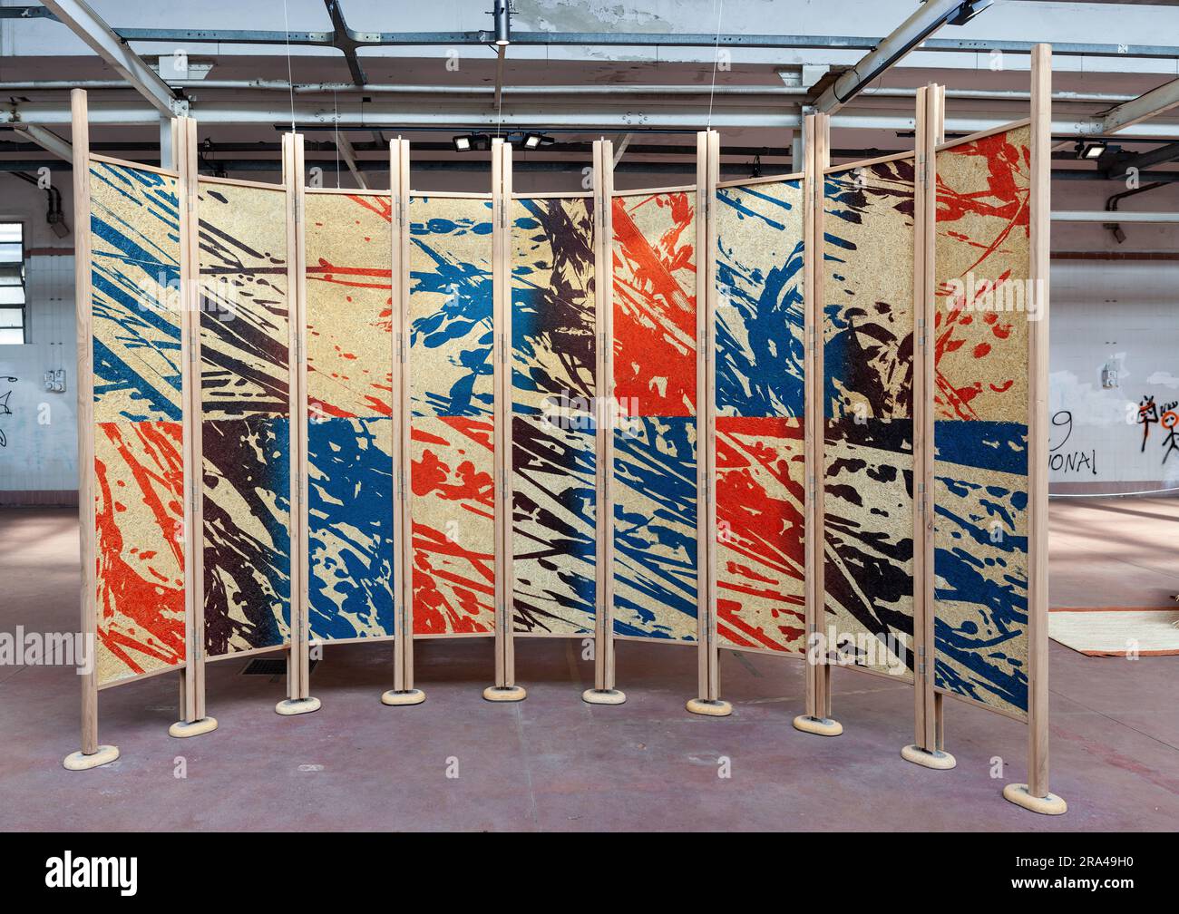 Fair divider hi-res stock photography and images - Alamy