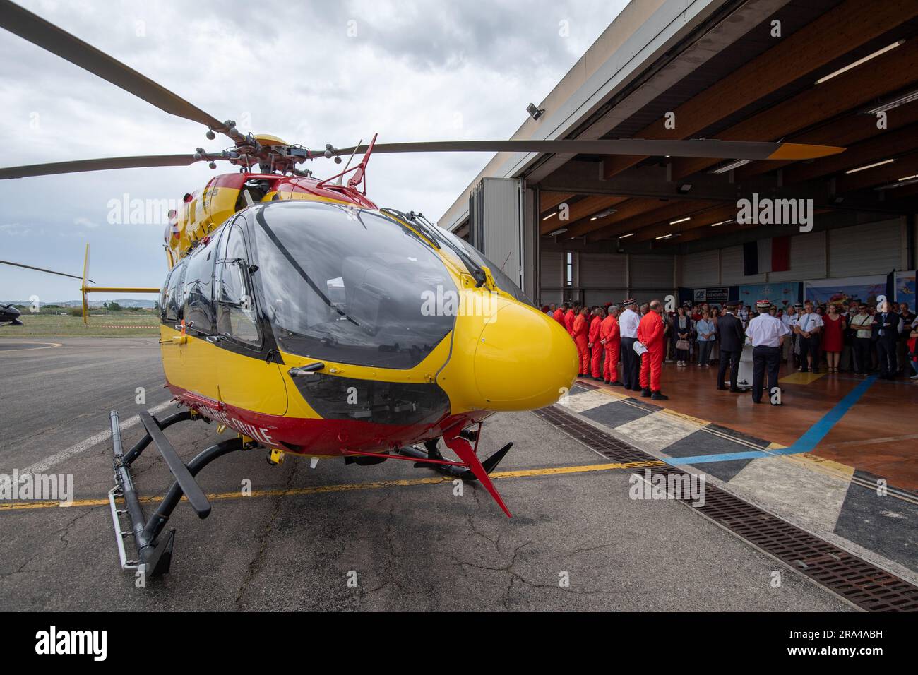Securite civile helicopter base hi-res stock photography and images - Alamy