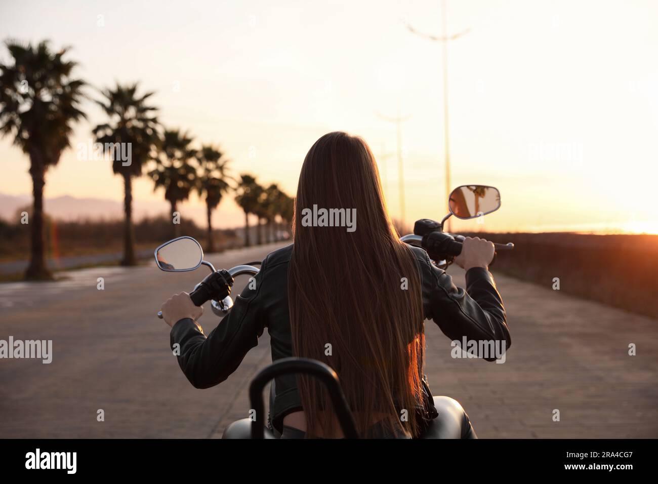Motor bike riding back view hi-res stock photography and images - Alamy