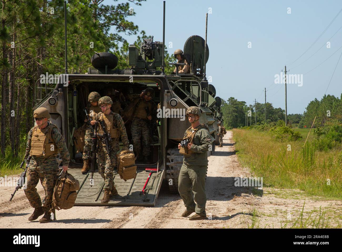 U.S. Marines with 2d Assault Amphibian Battalion, 2d Marine Division ...