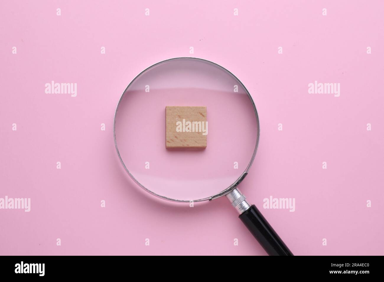 Detective looking clues magnifying glass hi-res stock photography and ...