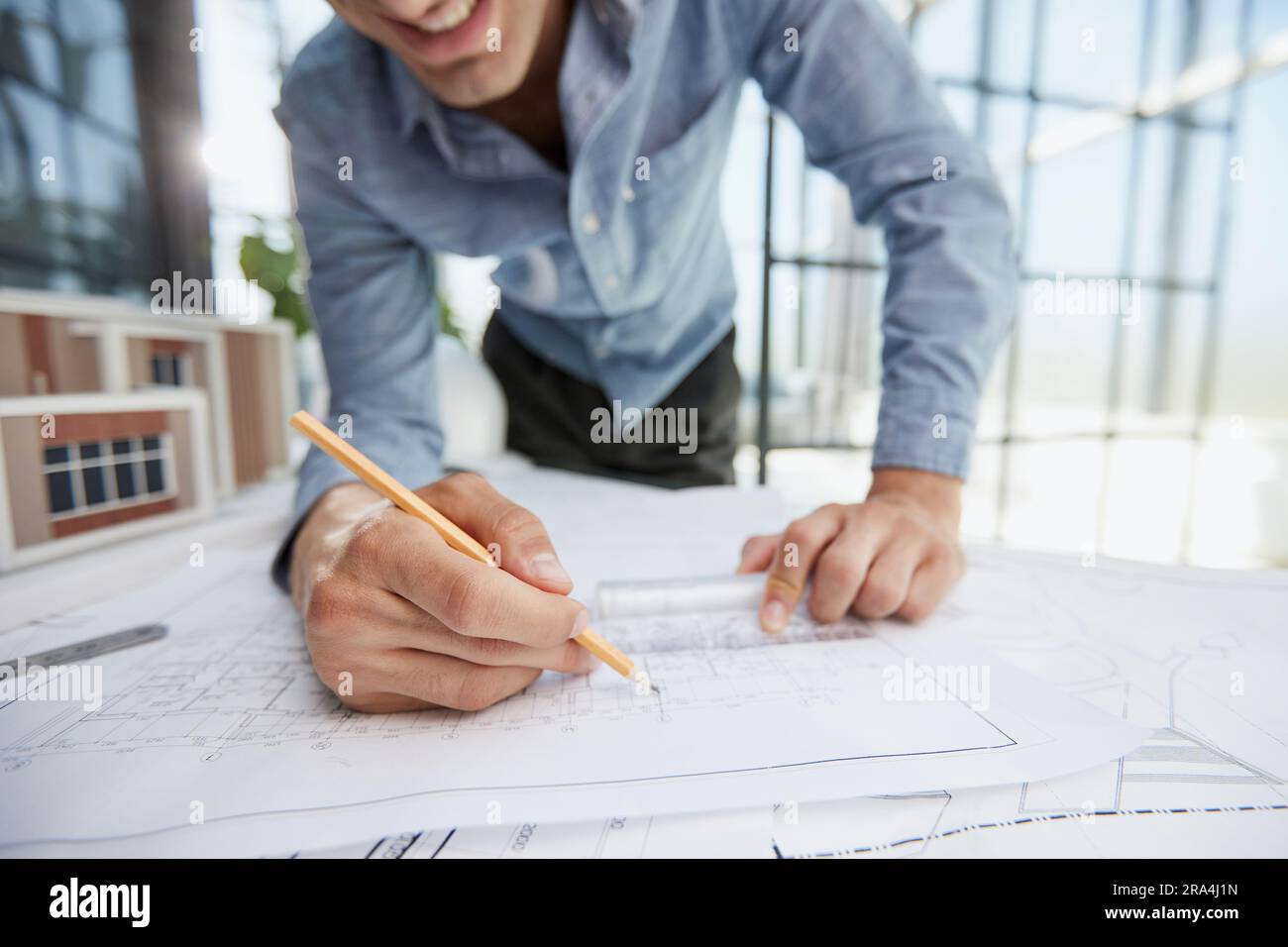 Engineer designs works according to drawings and collaborates in ...