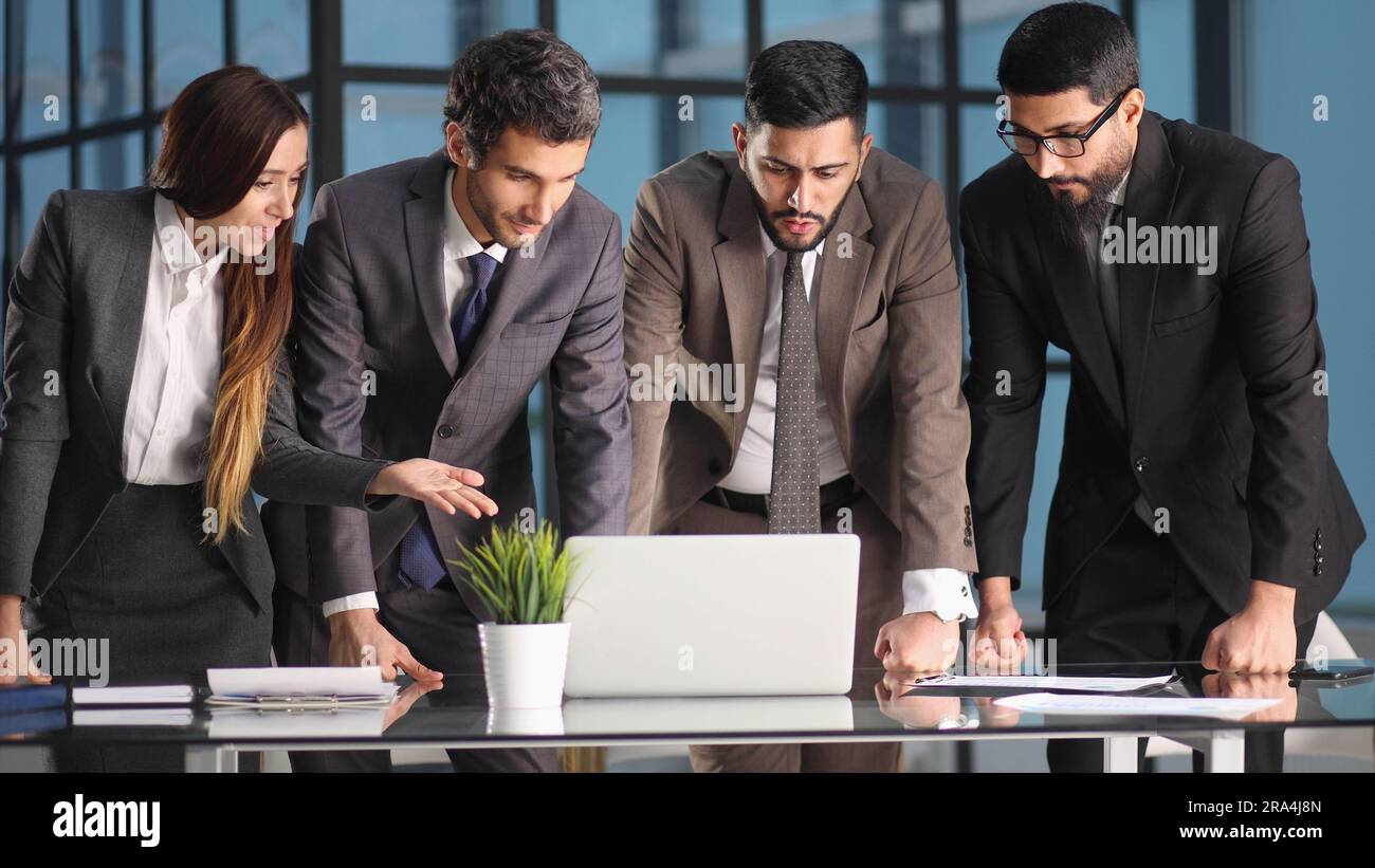 International business people in a meeting in the office Stock Photo ...