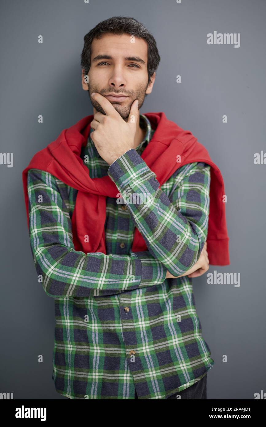 Propping up the head hi-res stock photography and images - Alamy