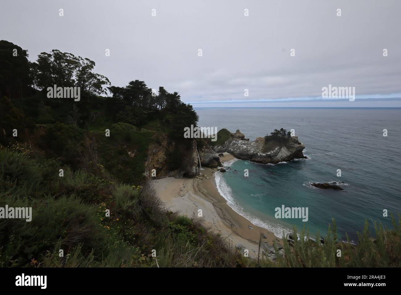 Mcway falls along coast hi-res stock photography and images - Alamy
