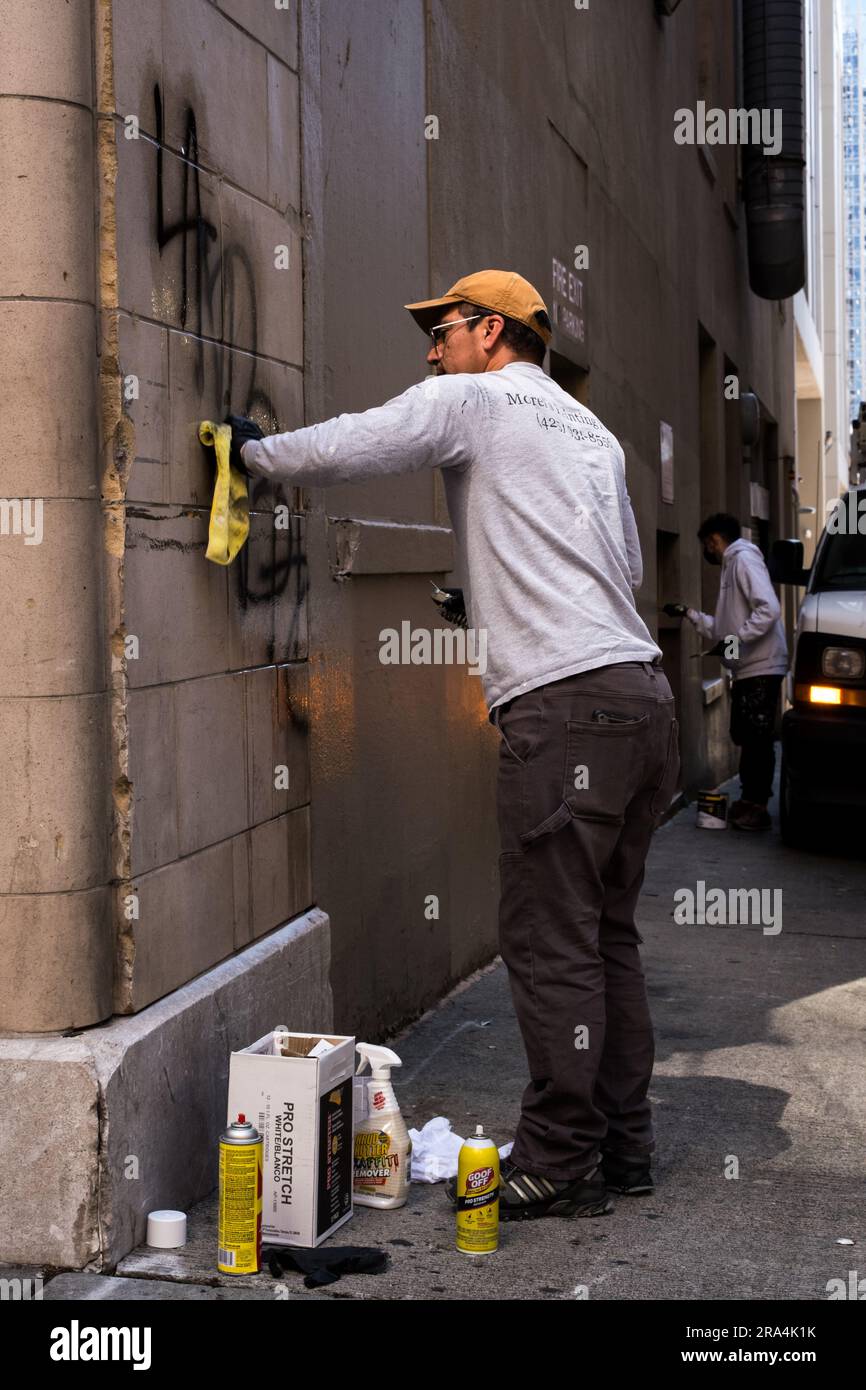 Seattle, USA. 29 Jun, 2023. Downtown Seattle Graffiti clean up Stock ...