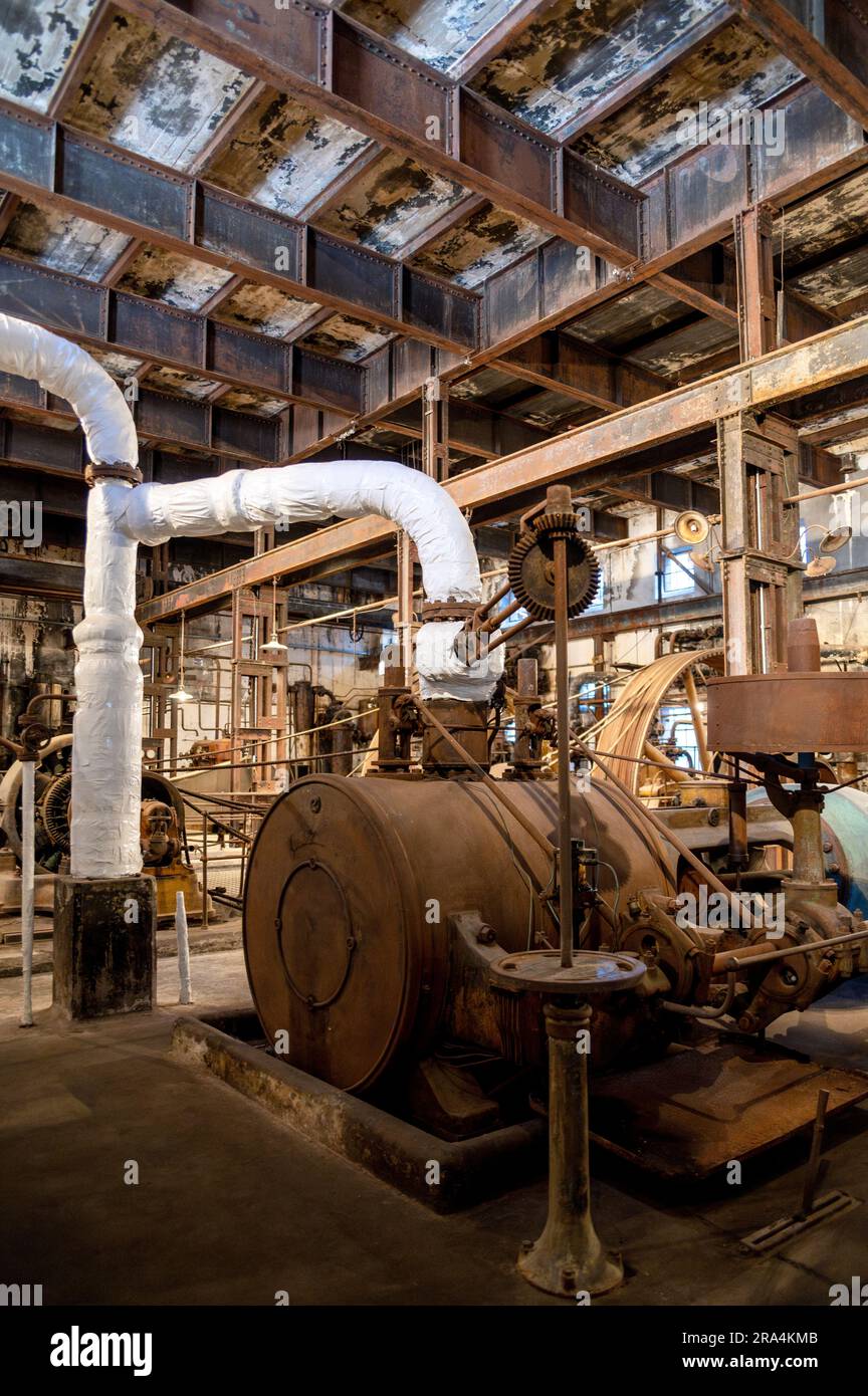 Interior view of an old abandoned factory Stock Photo - Alamy