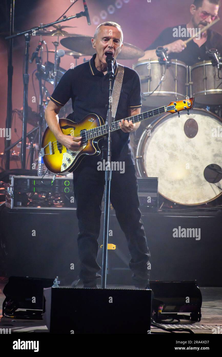 Toronto, Canada. 29th June, 2023. Curt Smith, bass player of Tears for ...
