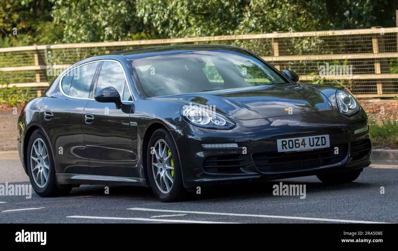 Porsche panamera 2023 hi-res stock photography and images - Alamy