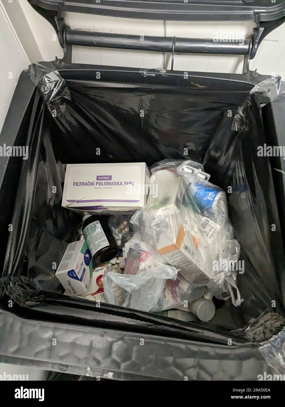 Medication bin hi-res stock photography and images - Alamy