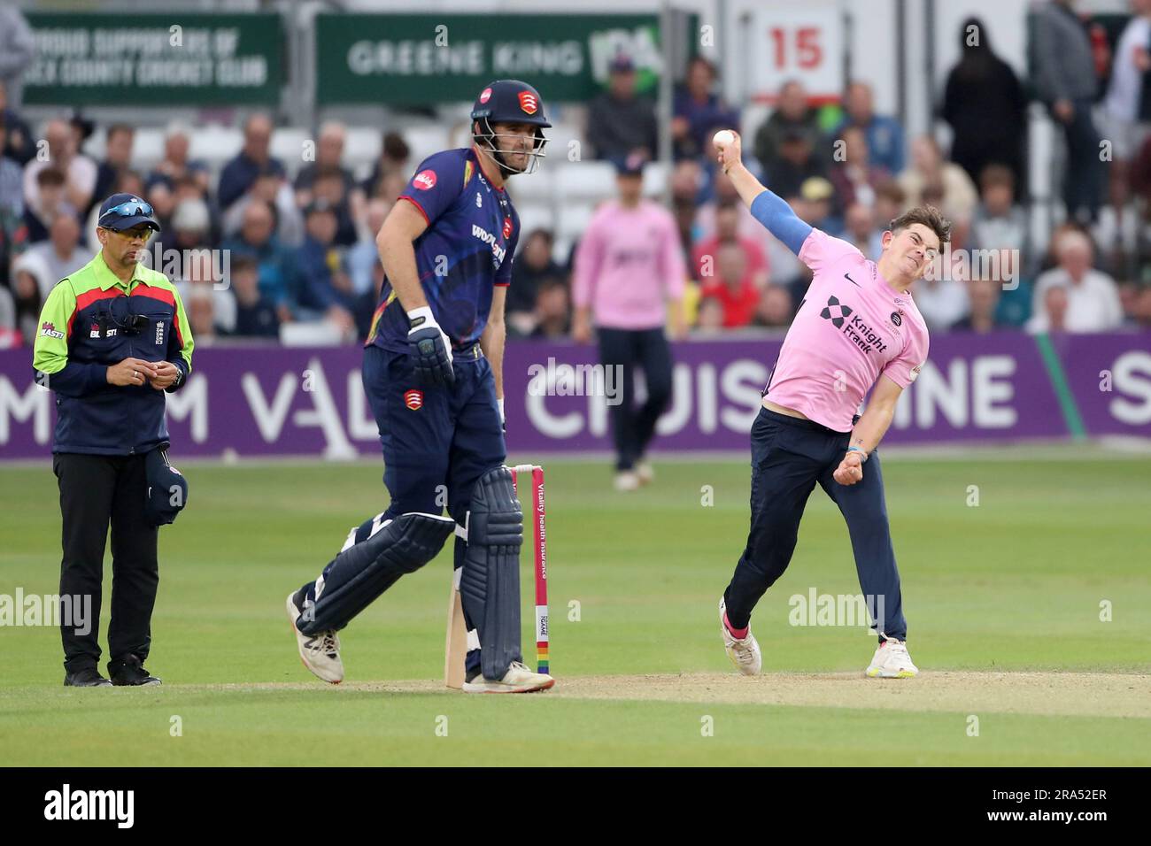 Ethan Bamber in bowling action for Middlesex during Essex Eagles vs ...