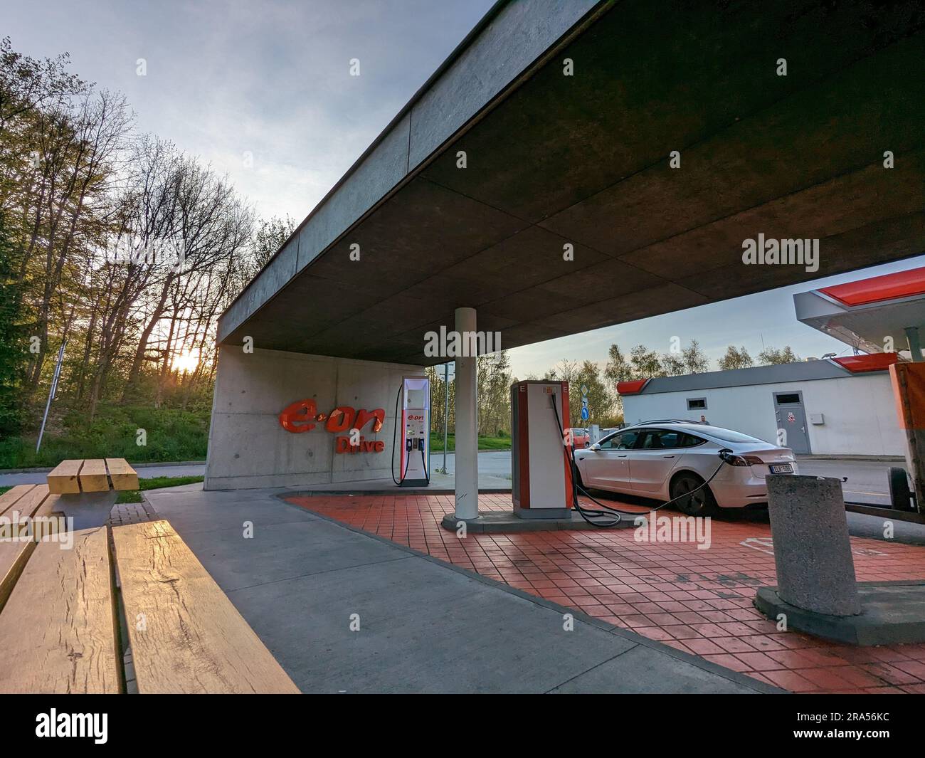 Efficient electromobility hi-res stock photography and images - Alamy