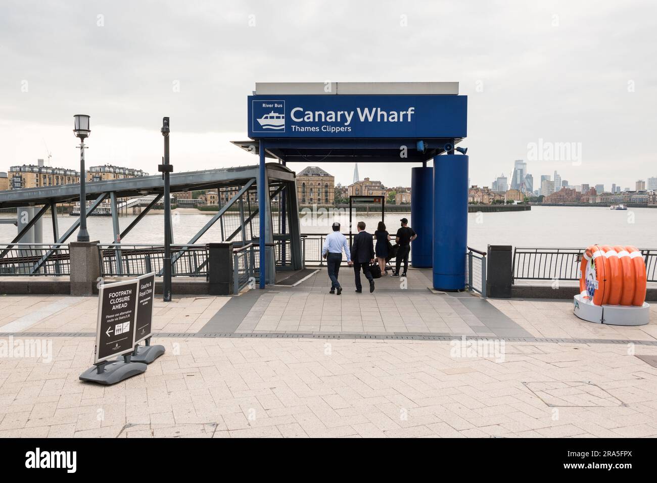 Thames Clippers Canary Wharf Pier, Westferry Circus, Canary Wharf ...