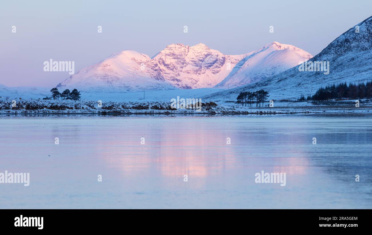 Scottish winter scenic hi-res stock photography and images - Alamy