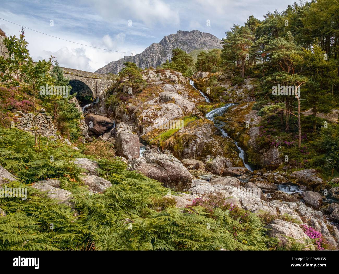 Pont Pen-y Benglog, Ogwen Valley Bridge, Eryri Snowdonia, Mountain ...