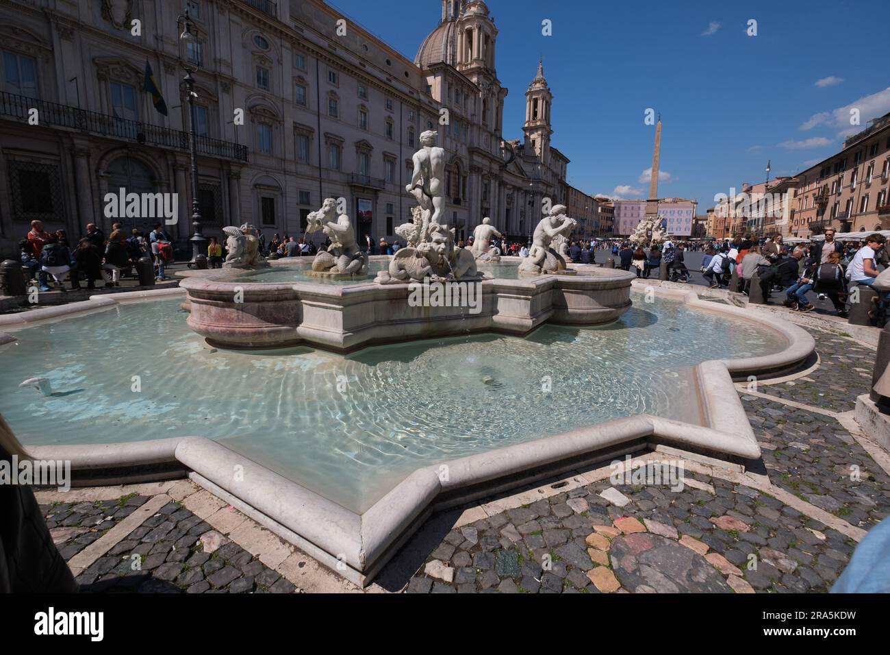 Piazza Navona in Rome, brings together sculptures, fountains and ...