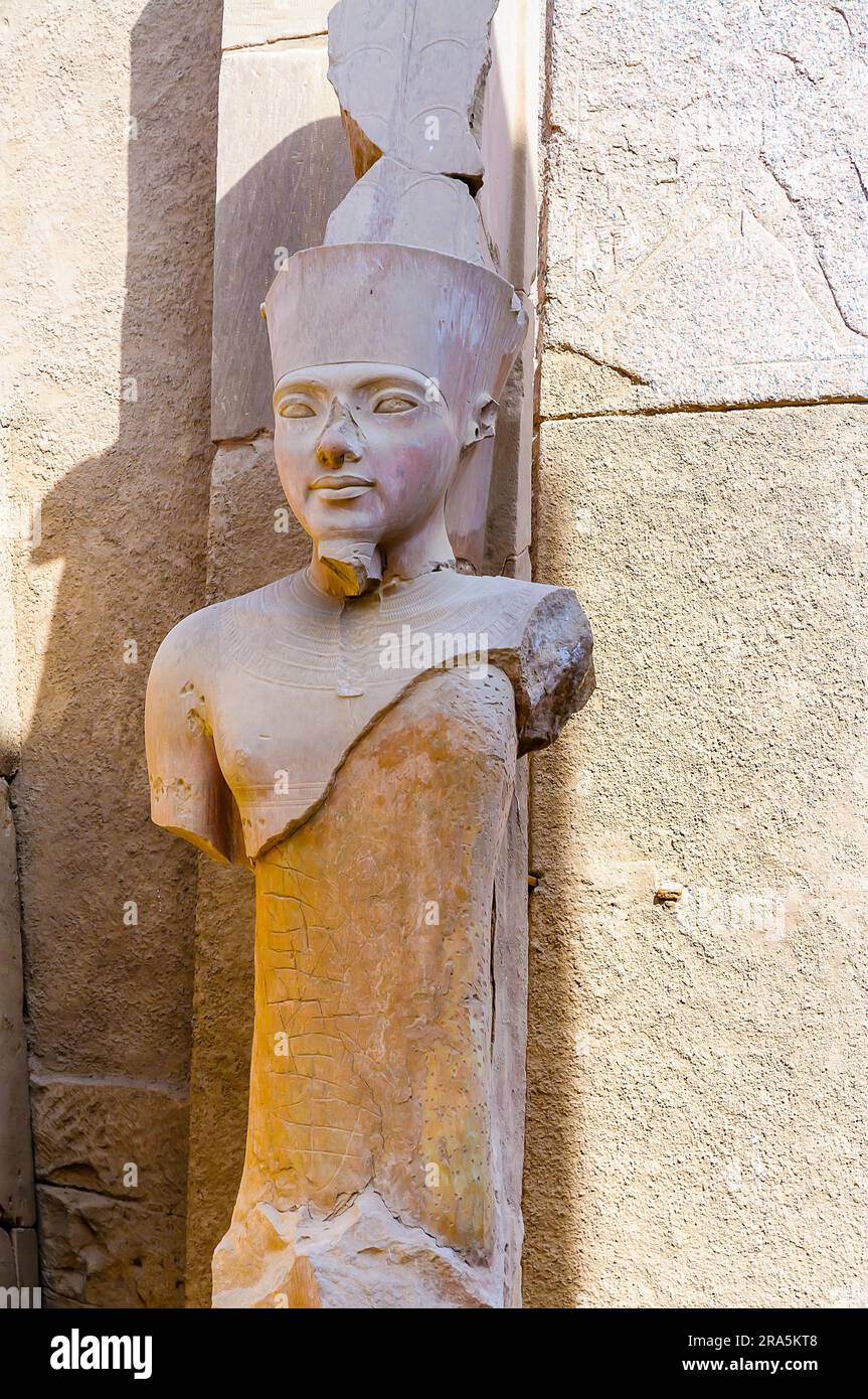 Karnak temple in Luxor, Egypt. Statue of Amun Ra Stock Photo - Alamy