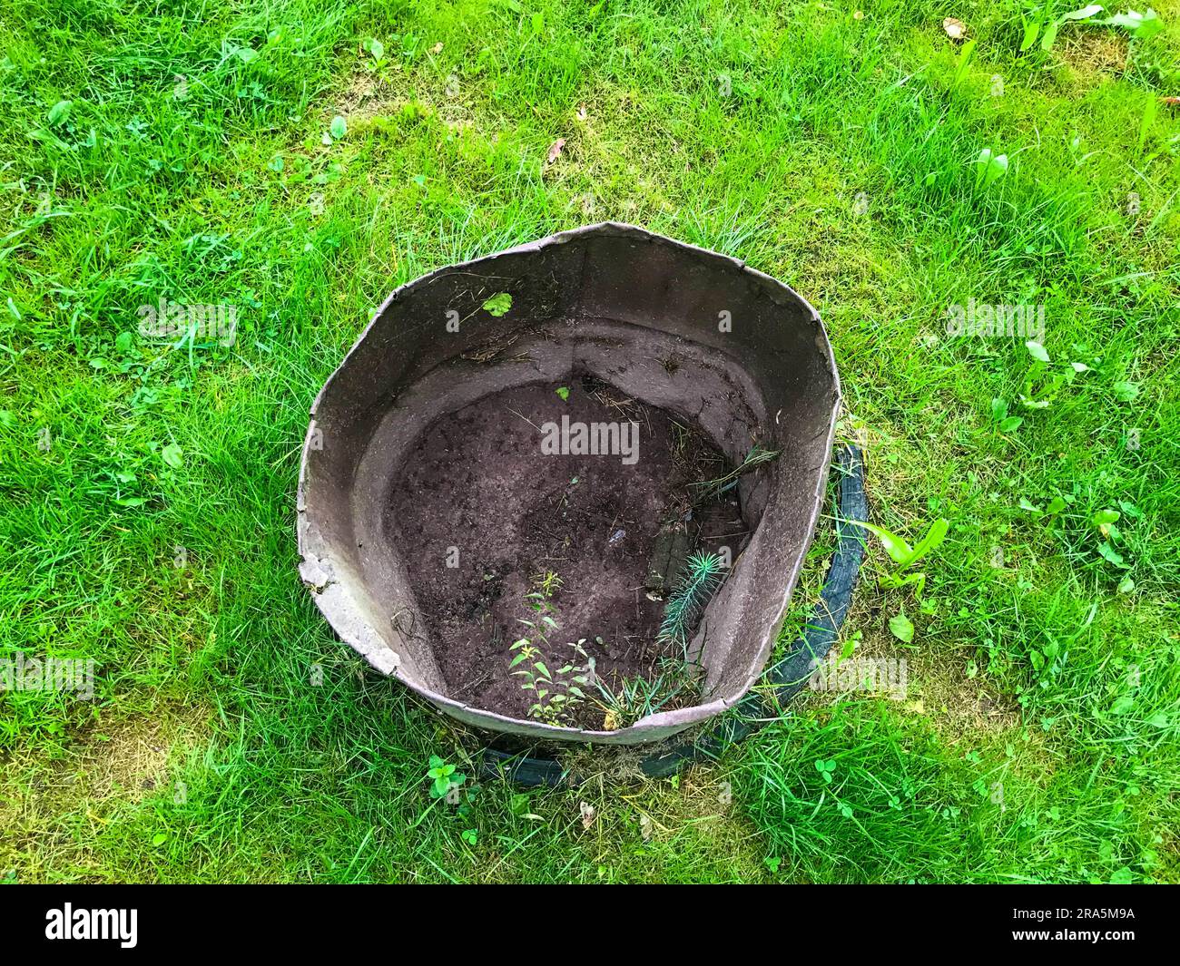 Bucket of fuel oil hi-res stock photography and images - Alamy