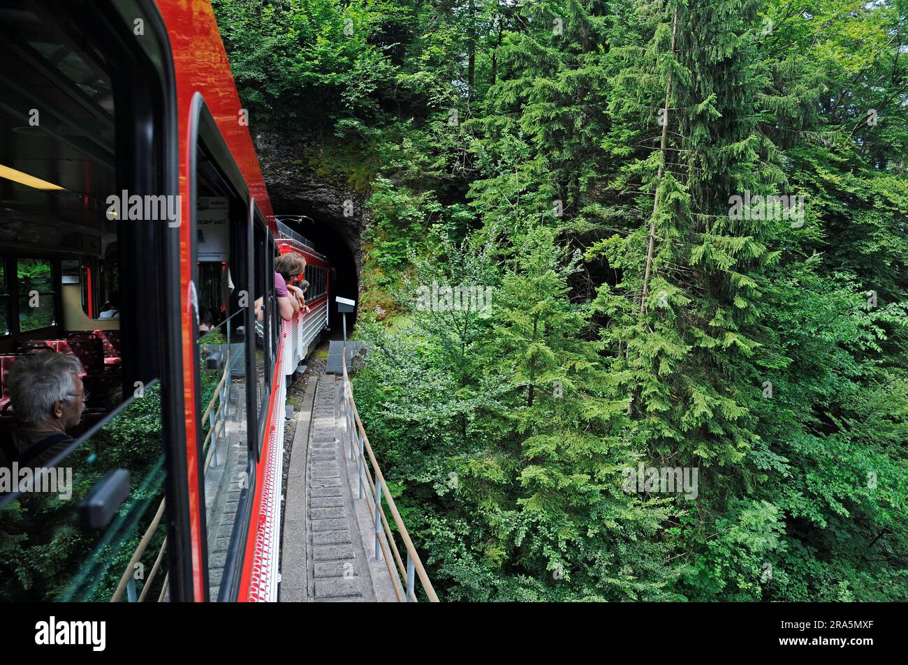 Swiss rack railway hi-res stock photography and images - Alamy
