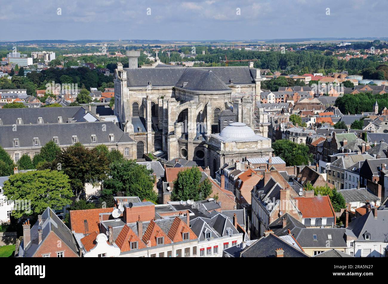 Arras cathedral hi-res stock photography and images - Alamy