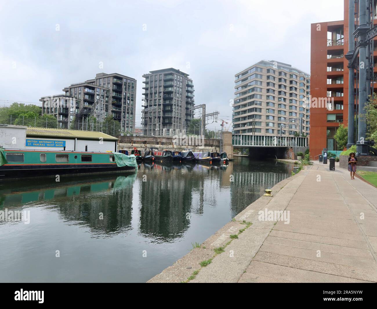 London, UK - June 2023 : High rise homes overlooking the Regents Canal ...