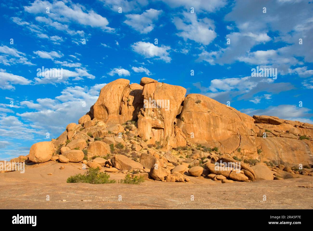 Party formation hi-res stock photography and images - Alamy