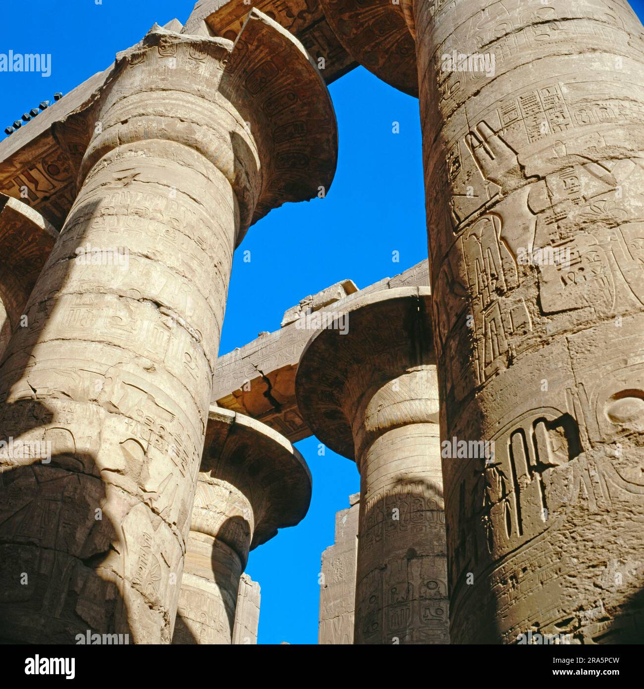 Al karnak temple hi-res stock photography and images - Alamy