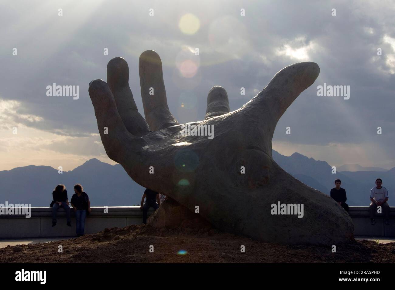 Giant hand sculpture, Karaali Park, Antalya, Turkey Stock Photo - Alamy