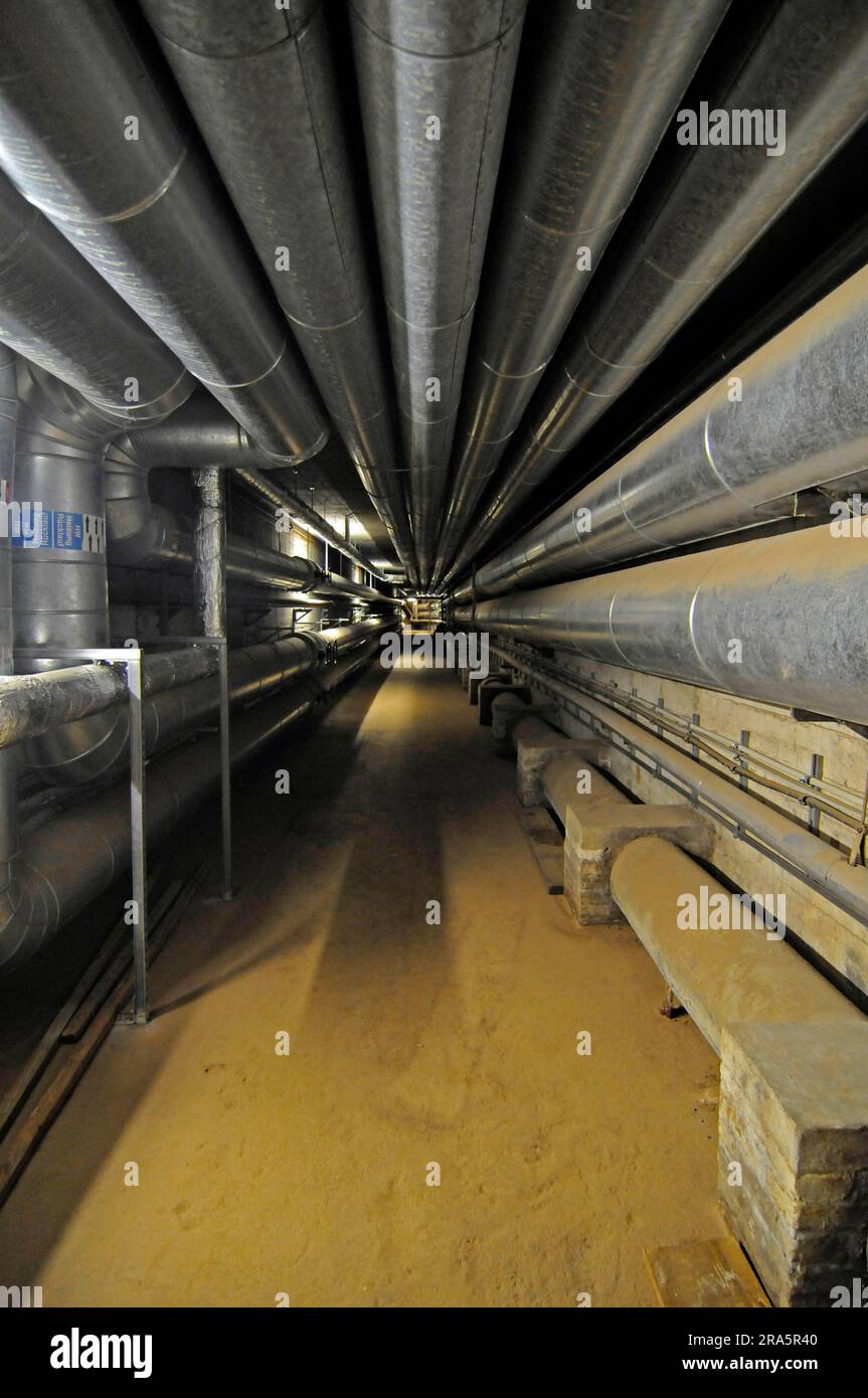 Heat supply, under Tempelhof Airport, Berlin, Germany, Central Airport ...