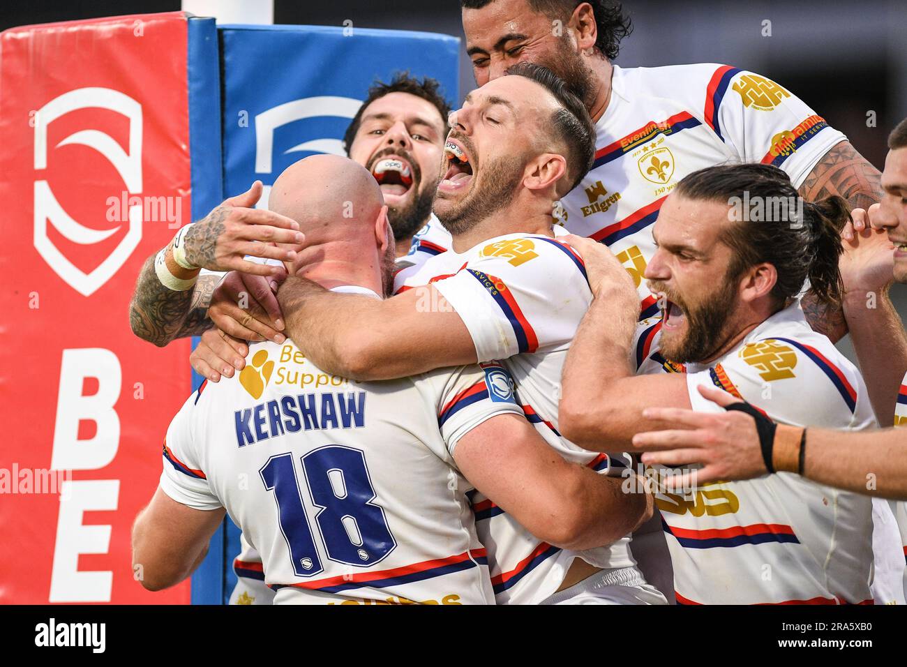 Gales a pie hi-res stock photography and images - Alamy