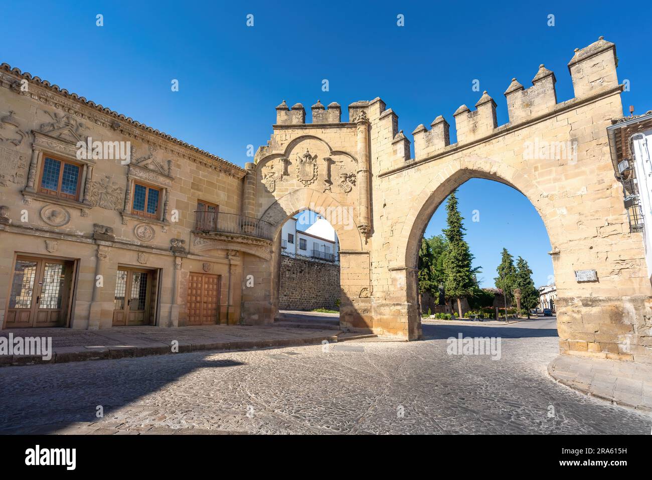 Spanish arch gate hi-res stock photography and images - Alamy