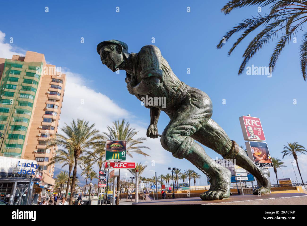 Monumento al sol hi-res stock photography and images - Alamy