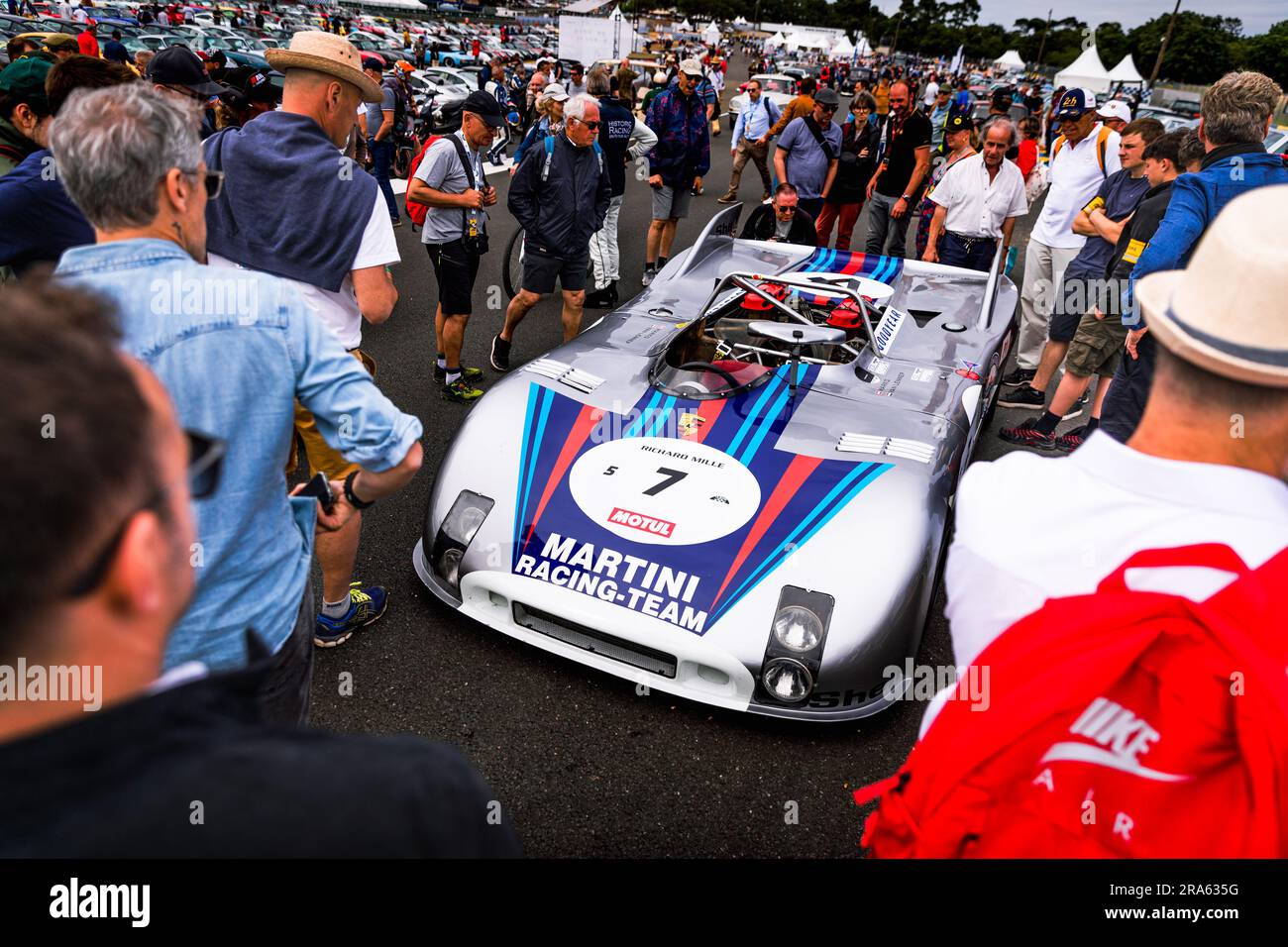 24 heures du mans 1971 porsche hi-res stock photography and images - Alamy