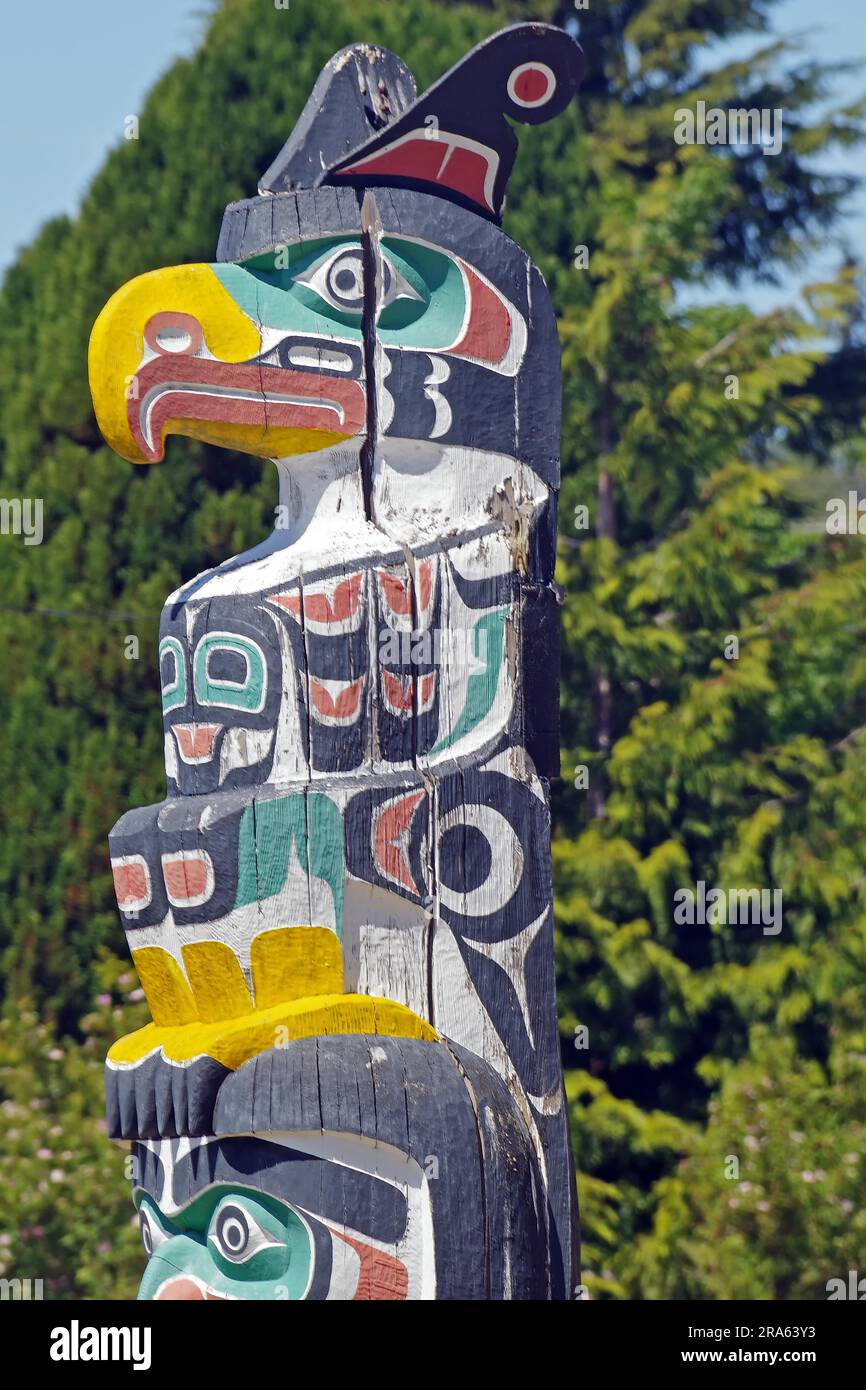 Wooden Tote Reception in Alert Bay, Eagle, First Nation, Art, Alert Bay ...