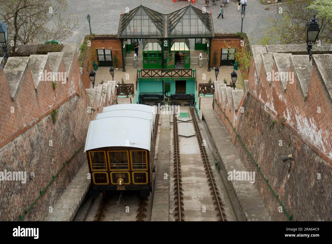 Buda cablecar hi-res stock photography and images - Alamy