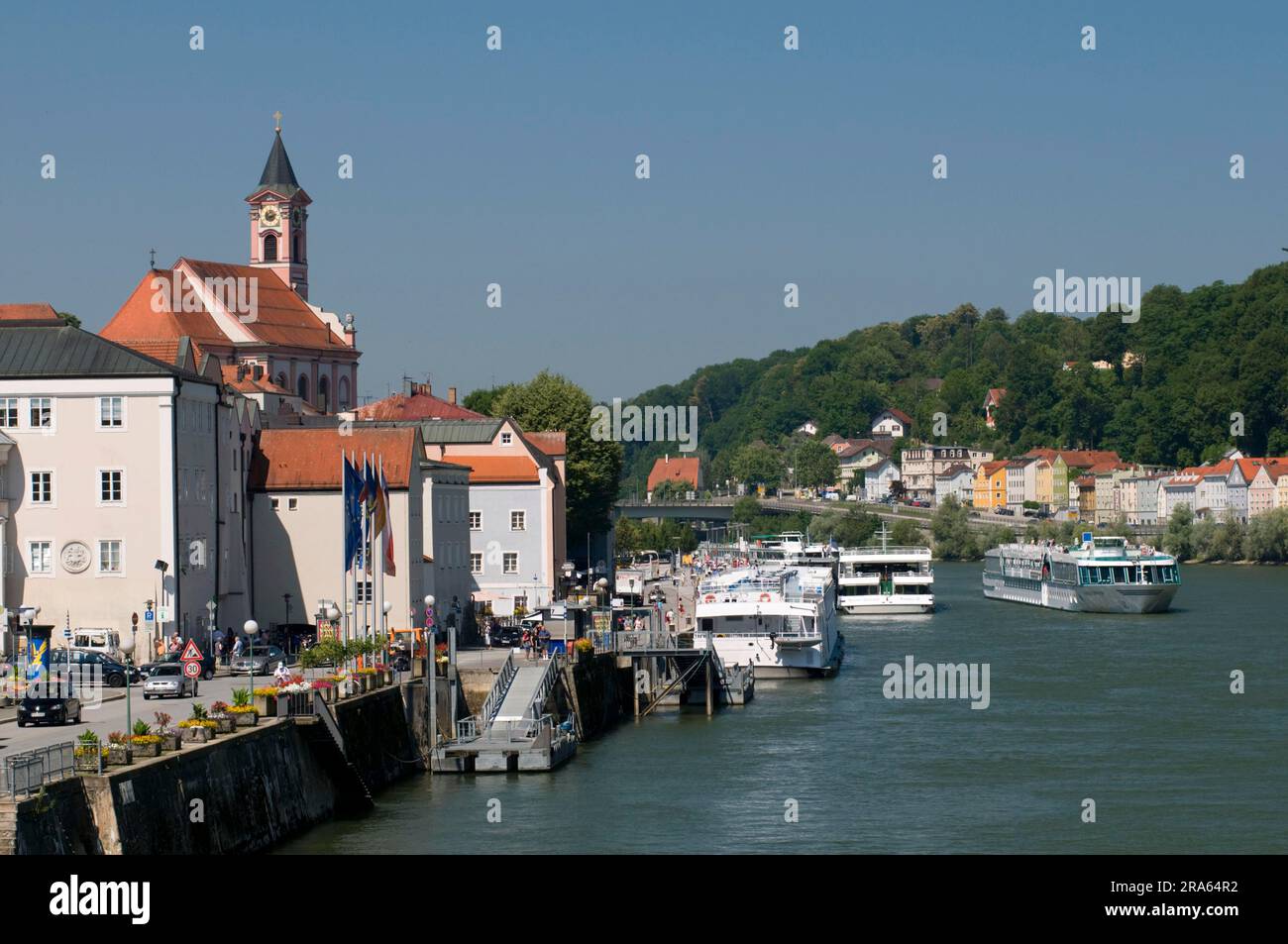 Old town with St. Paul's parish church, Danube promenade, landing stage ...