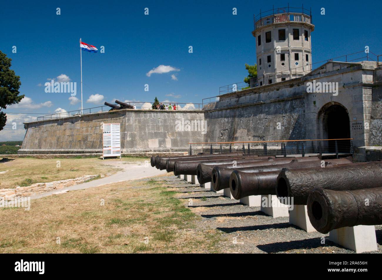 Pula fortress castle hi-res stock photography and images - Alamy
