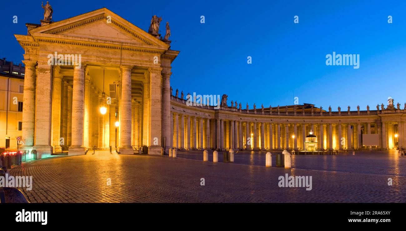 Bernini's Colonnades, St. Peter's Square, Vatican, Rome, Lazio, Italy ...