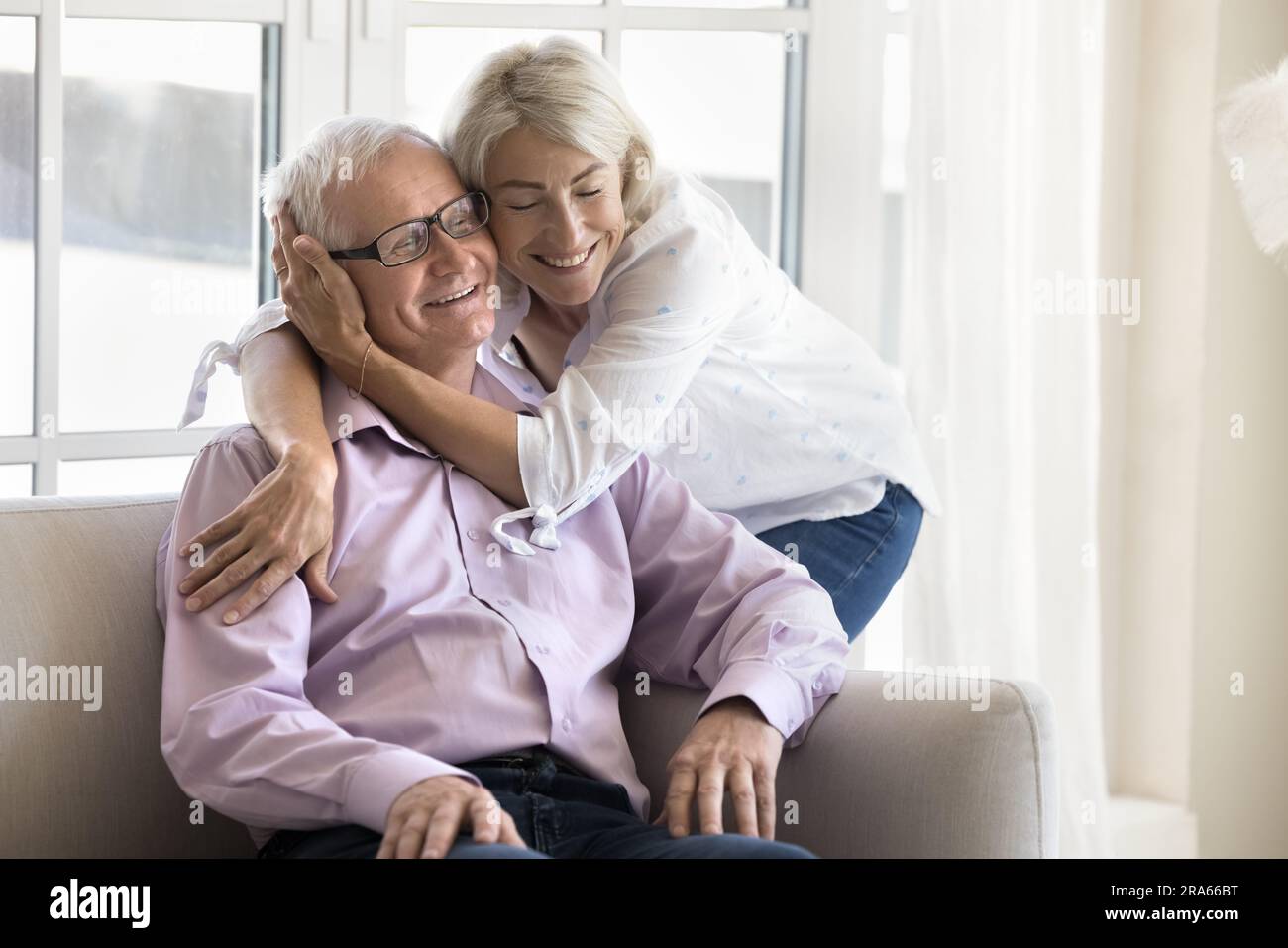 Cheek hug embrace touch hi-res stock photography and images - Alamy