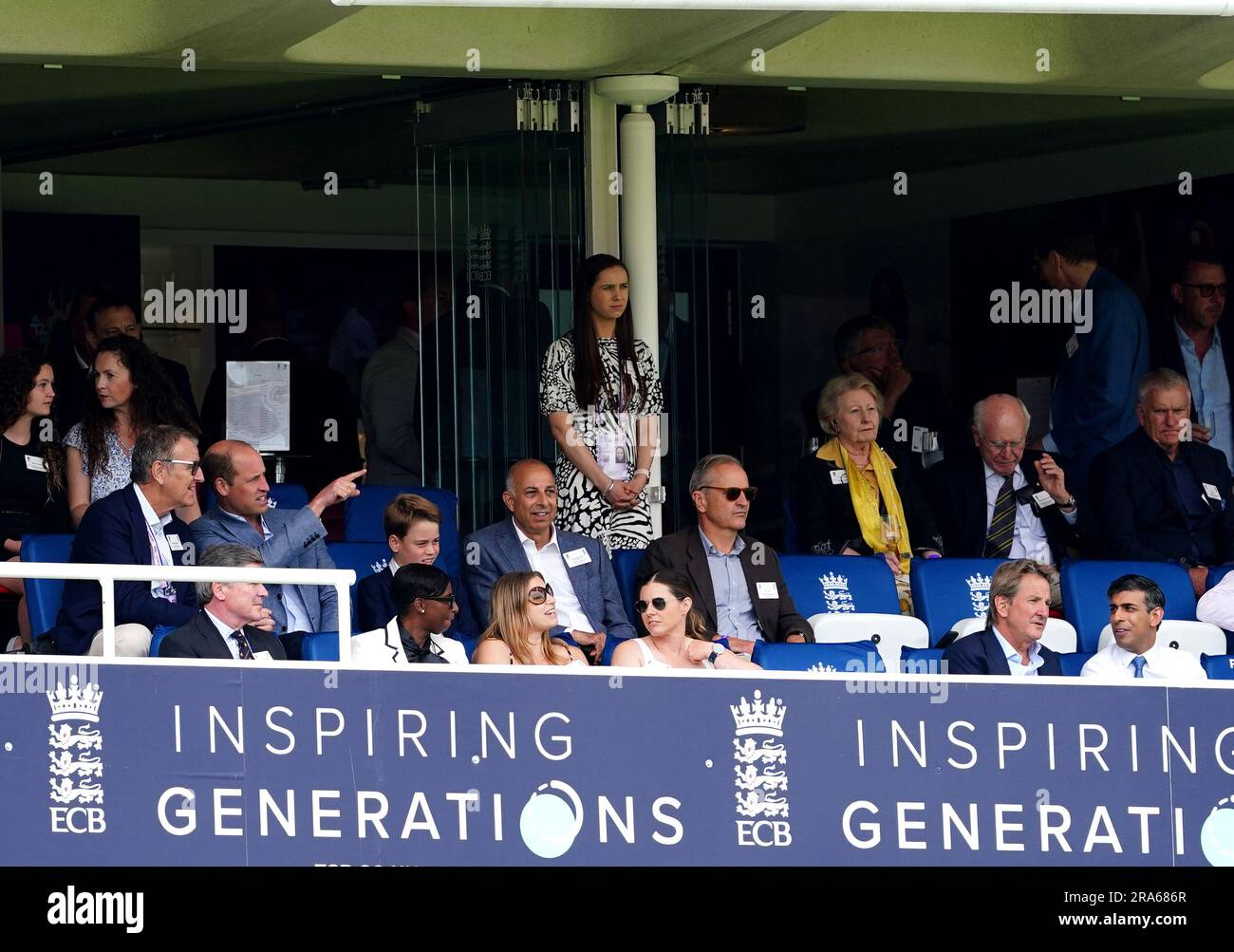 Richard thompson cricket hi-res stock photography and images - Alamy