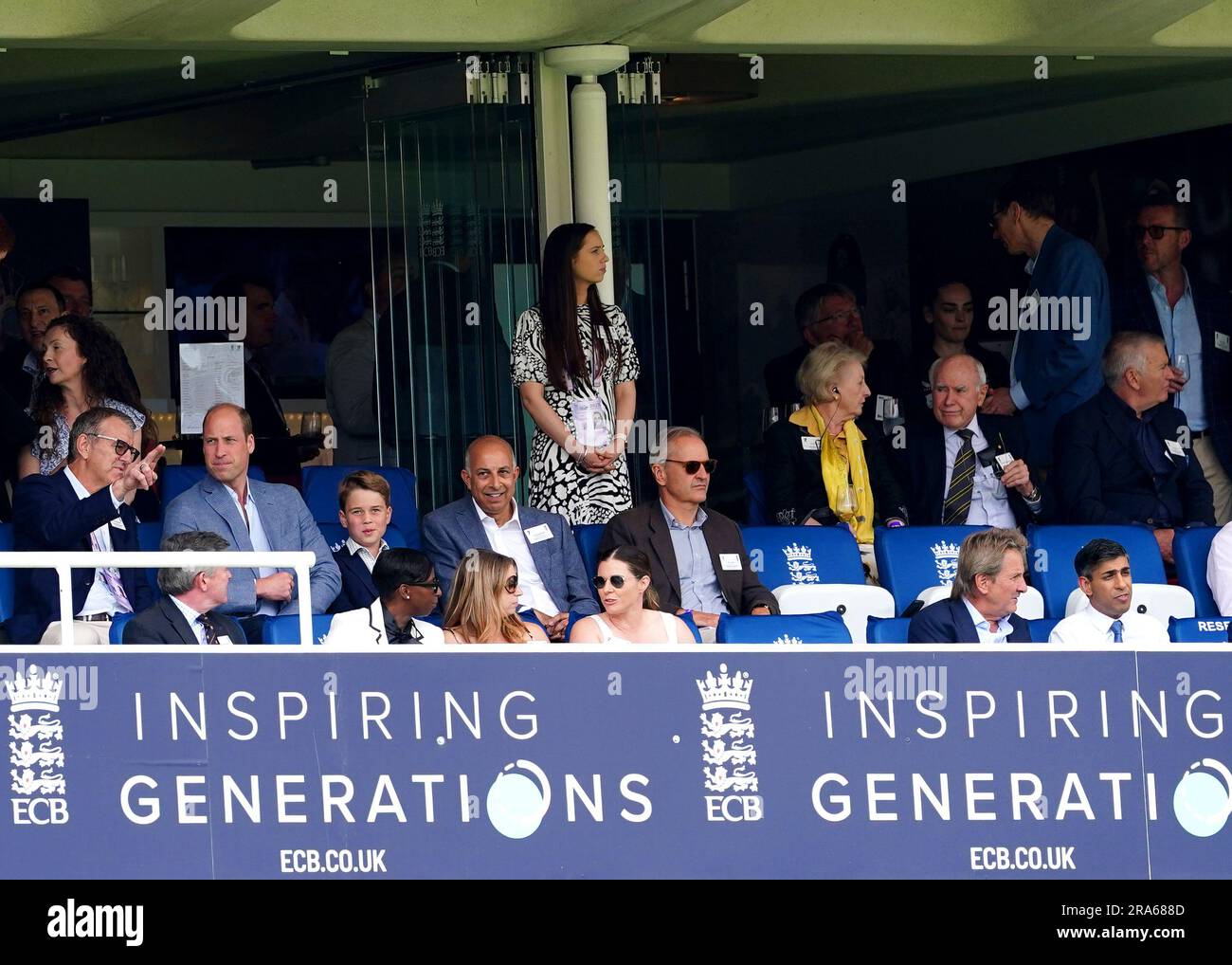 Richard thompson cricket hi-res stock photography and images - Alamy